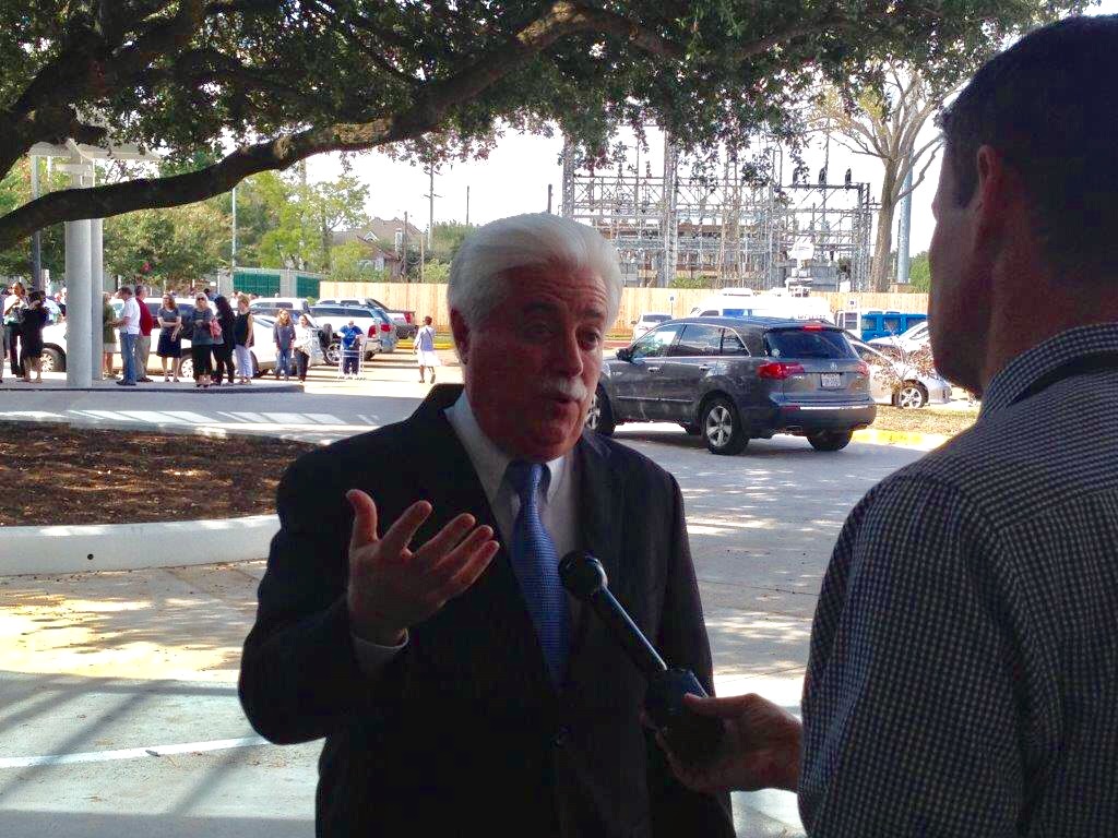 Big Turnout On First Day Of Early Voting In Harris County – Houston ...