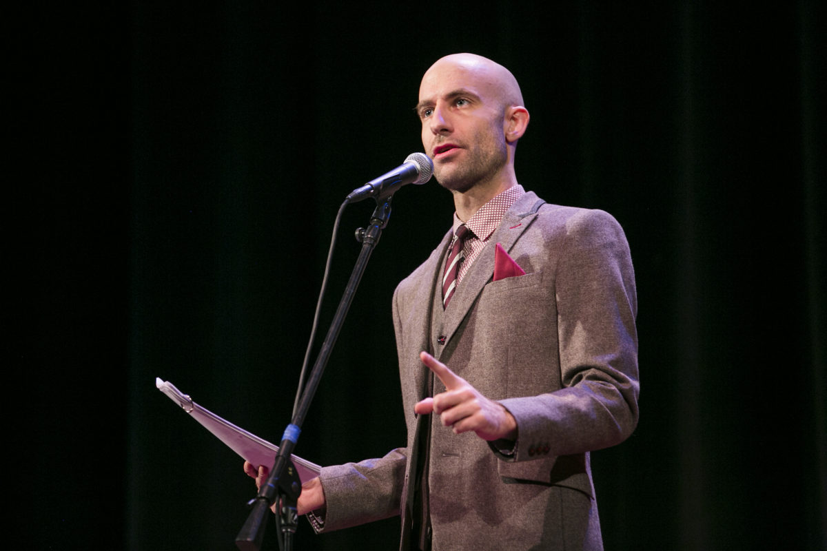‘Welcome to Night Vale’ Podcast About An Eerie, Fictional Town Comes To ...