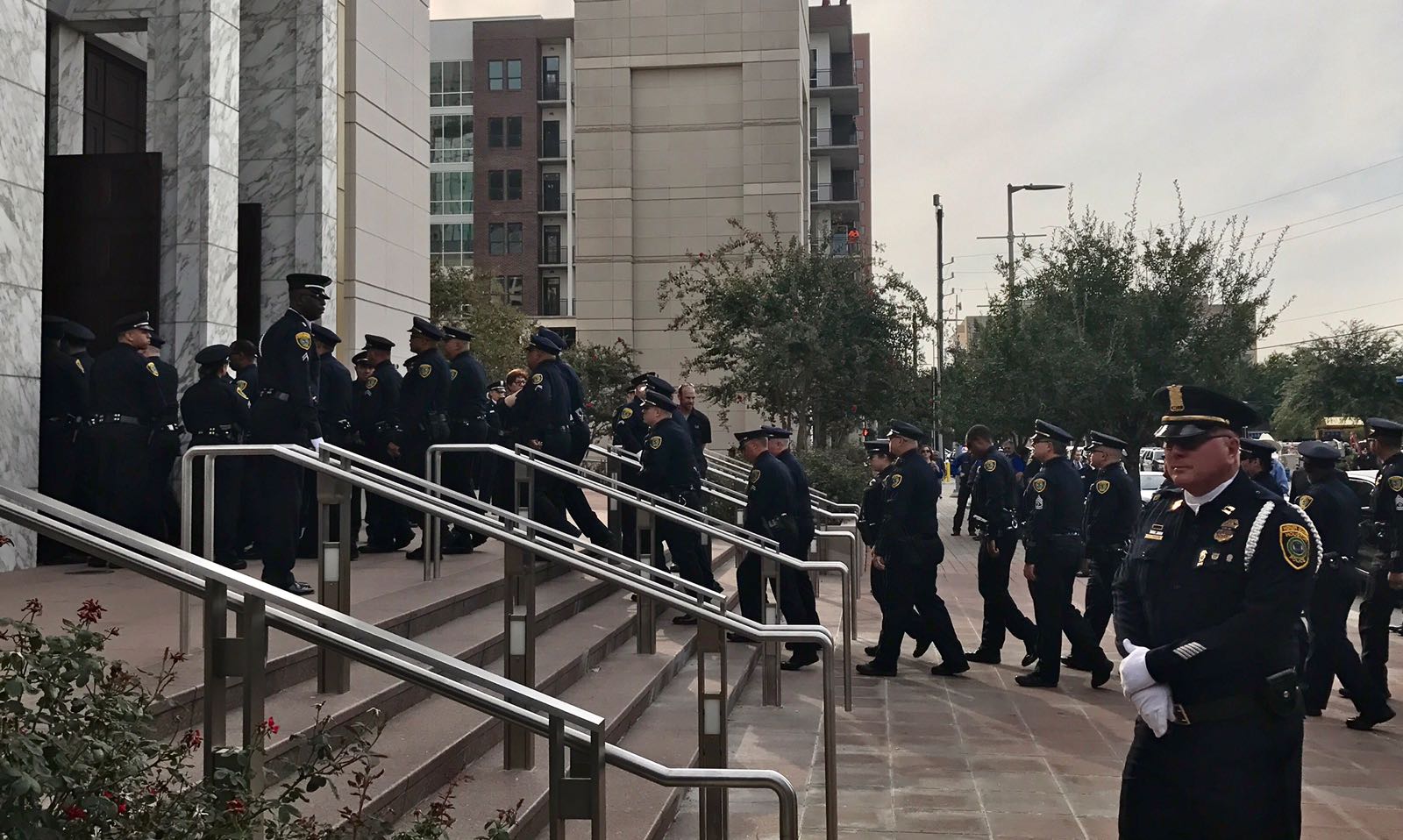 Police Officers From All Over Texas Say Goodbye to HPD’s Sergeant Perez ...
