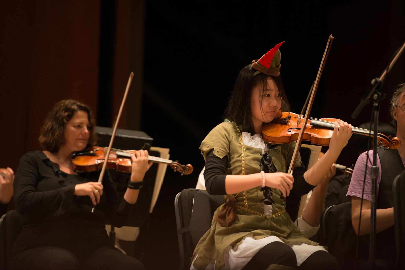 The Houston Symphony Helps The Community Get Into The Spirit Of ...