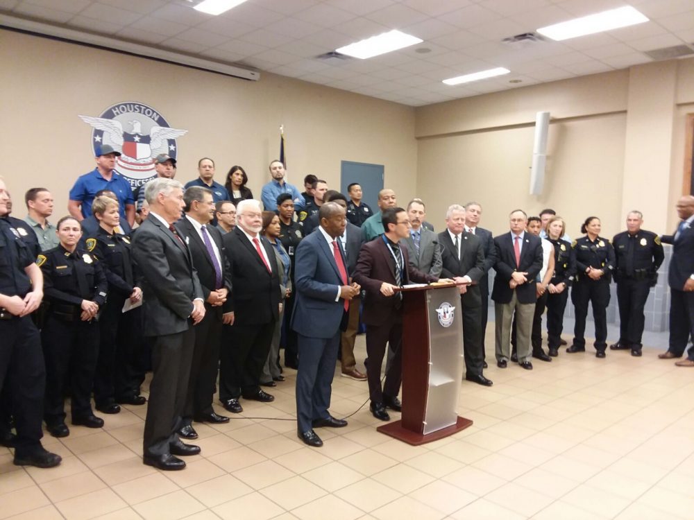 Activists Want Houston’s Police Union President Investigated For ...