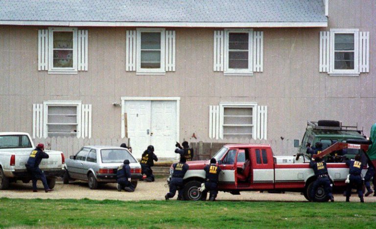 WATCH: 25 Years Since Deadly Branch Davidian Siege Began Near Waco ...