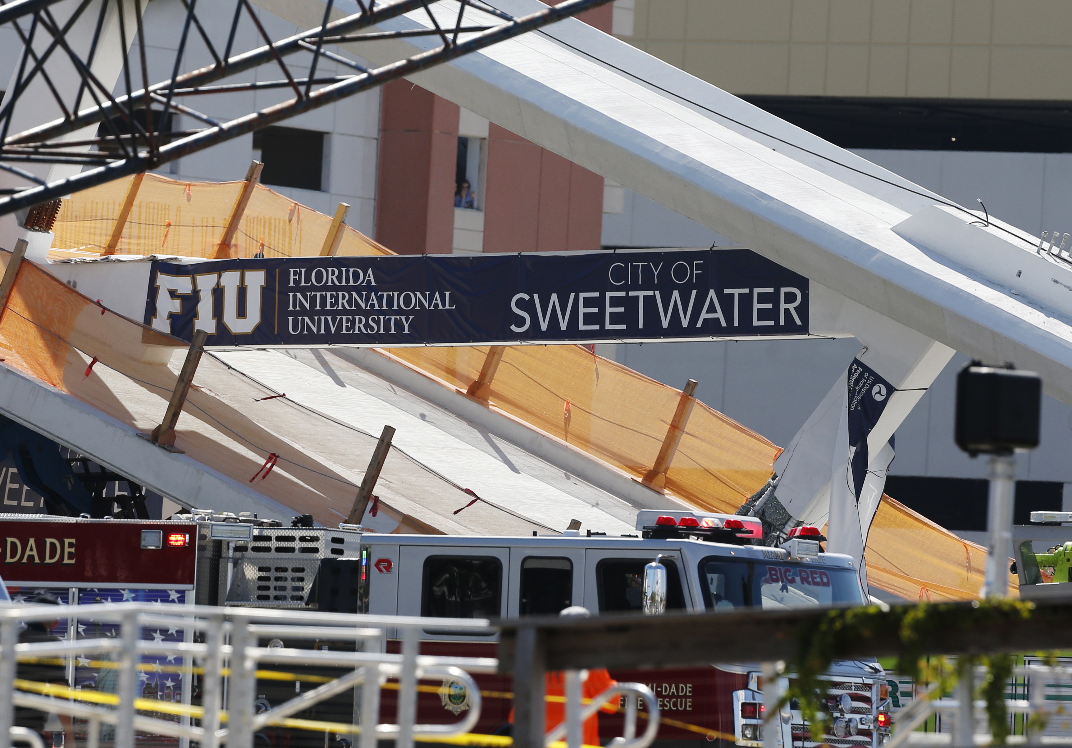 UPDATE: All Victims Recovered In Miami Bridge Collapse, Police Say ...