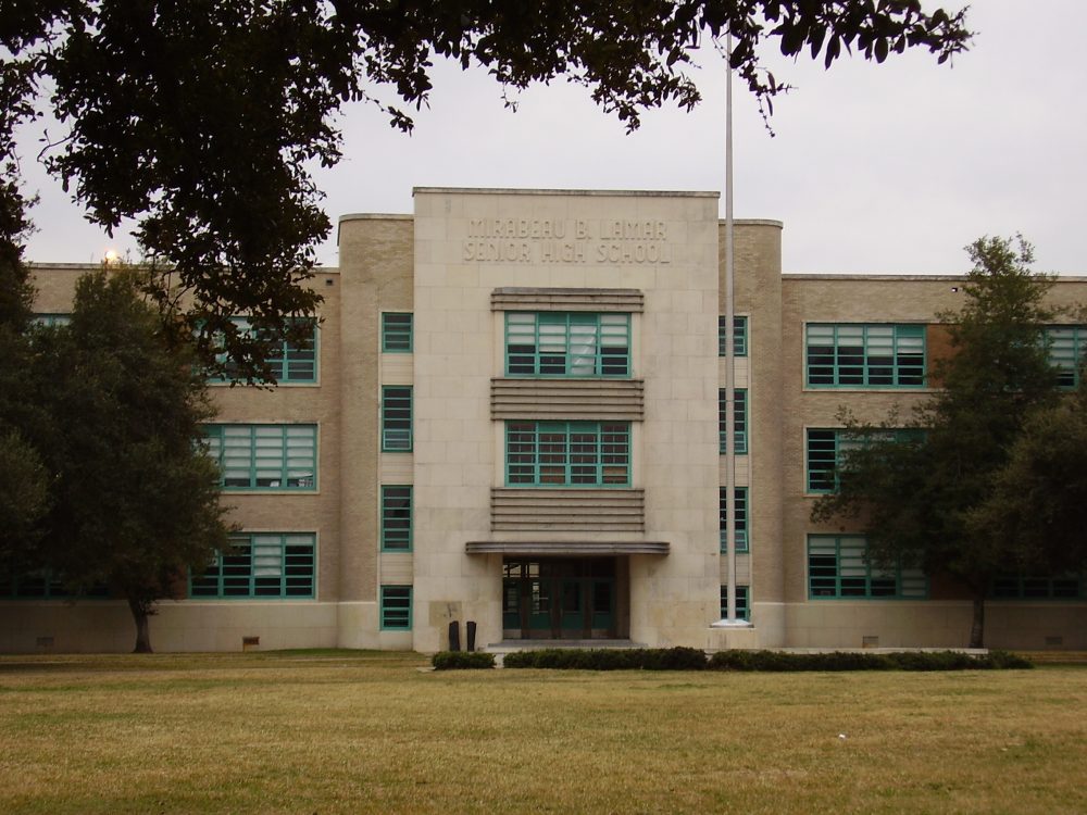 Houston Isd To Make Payroll Deductions For Thousands Of Teachers After