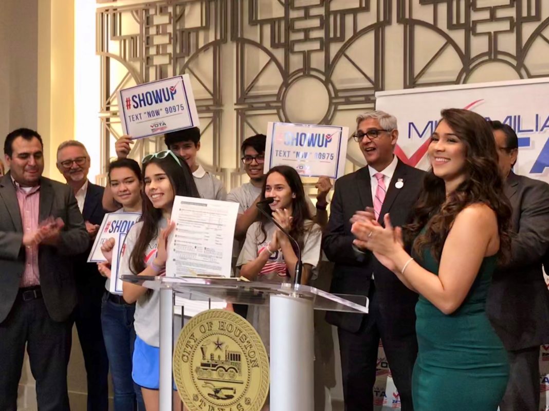 With 450,000 Registered Voters And Counting, Mi Familia Vota Chases the ...