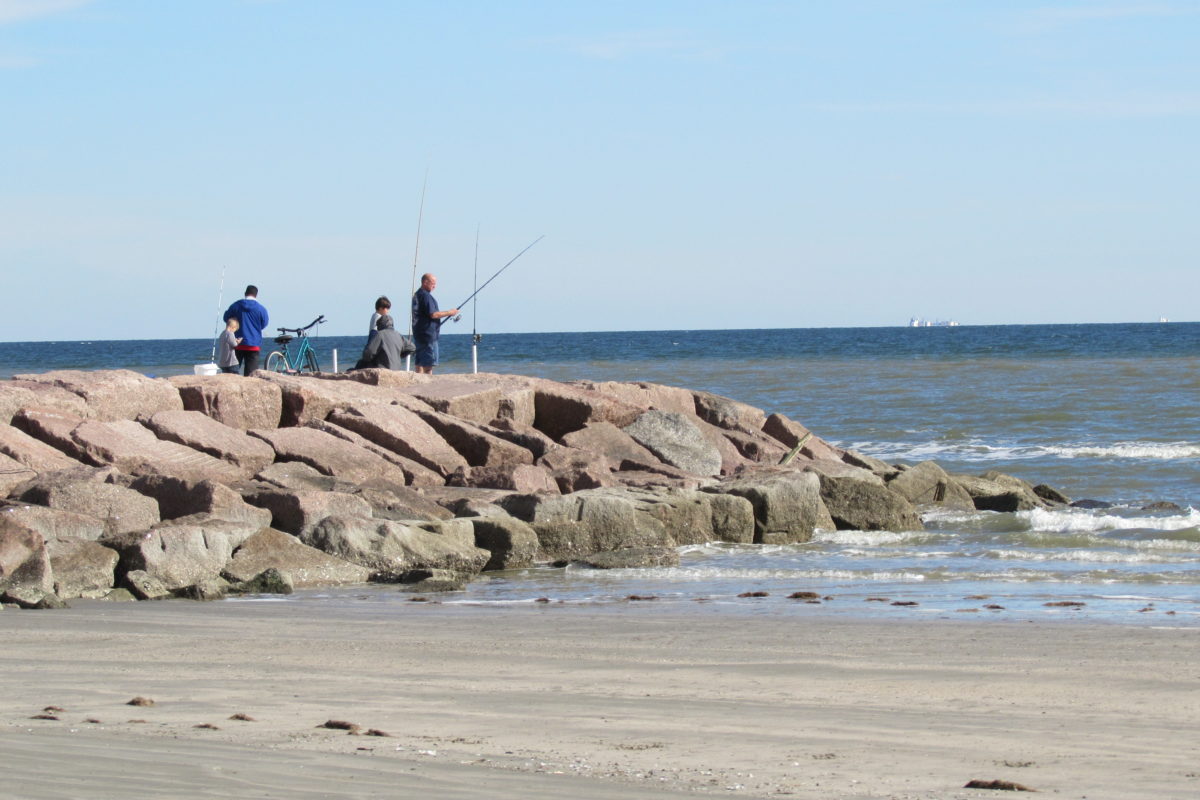 Teenager drowns in Galveston after swimming late at night with group ...