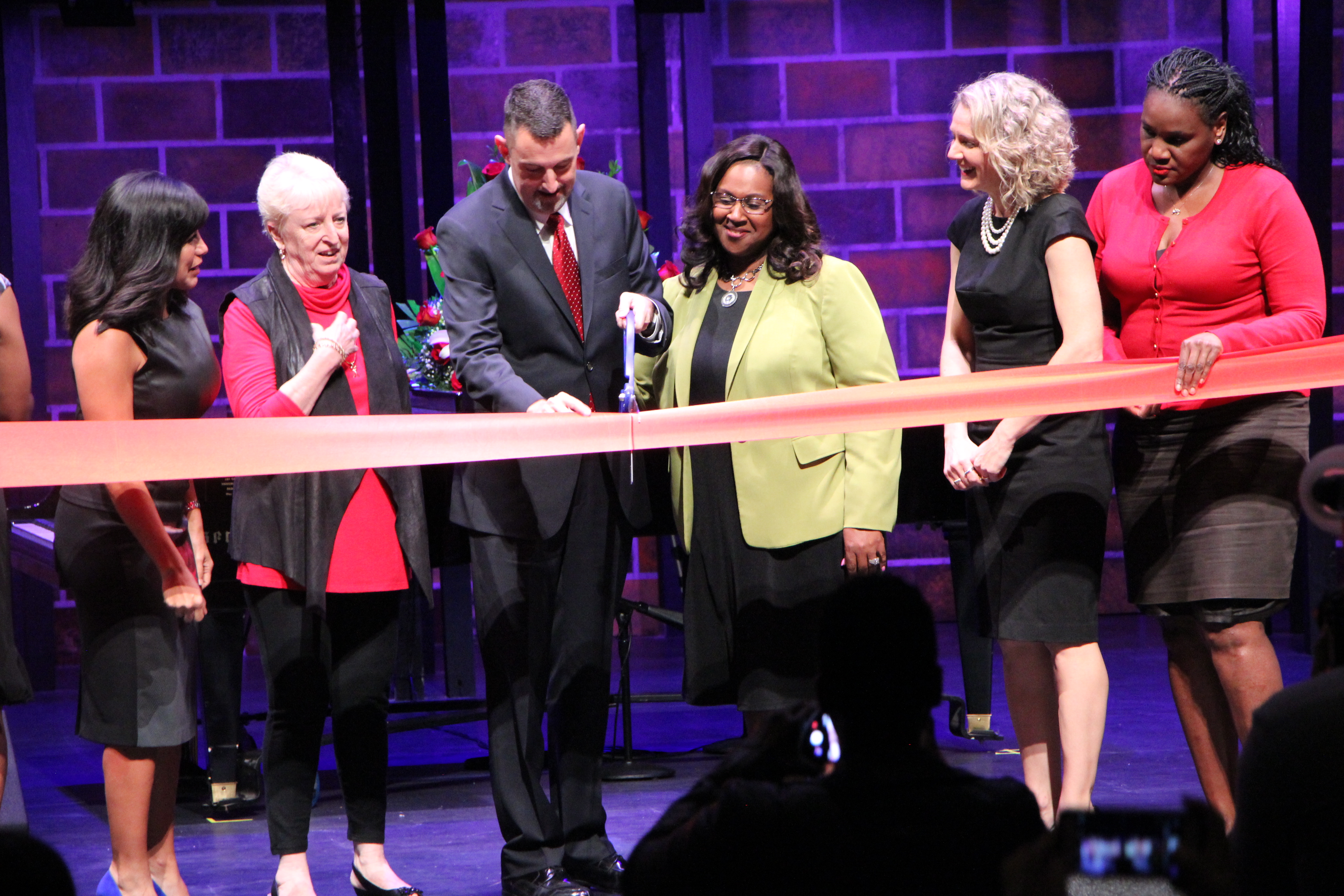 PHOTOS: Kinder High School For The Performing And Visual Arts ...