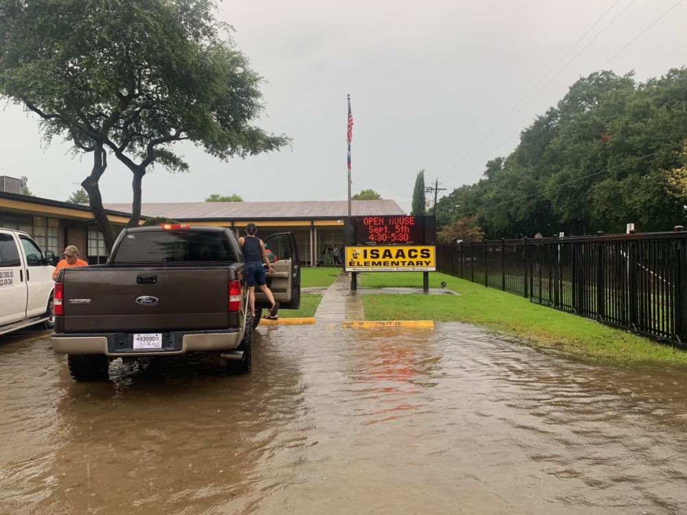 Houston Parents, Teachers Frustrated District Didn’t Cancel School ...