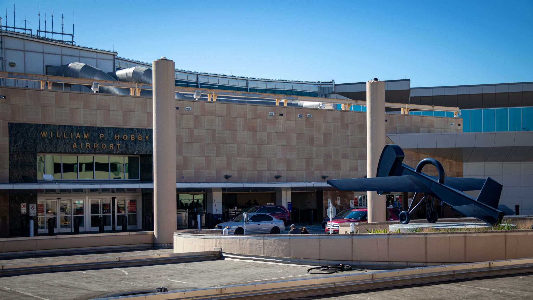 Hobby Airport to put $450 million towards seven new gates – Houston ...