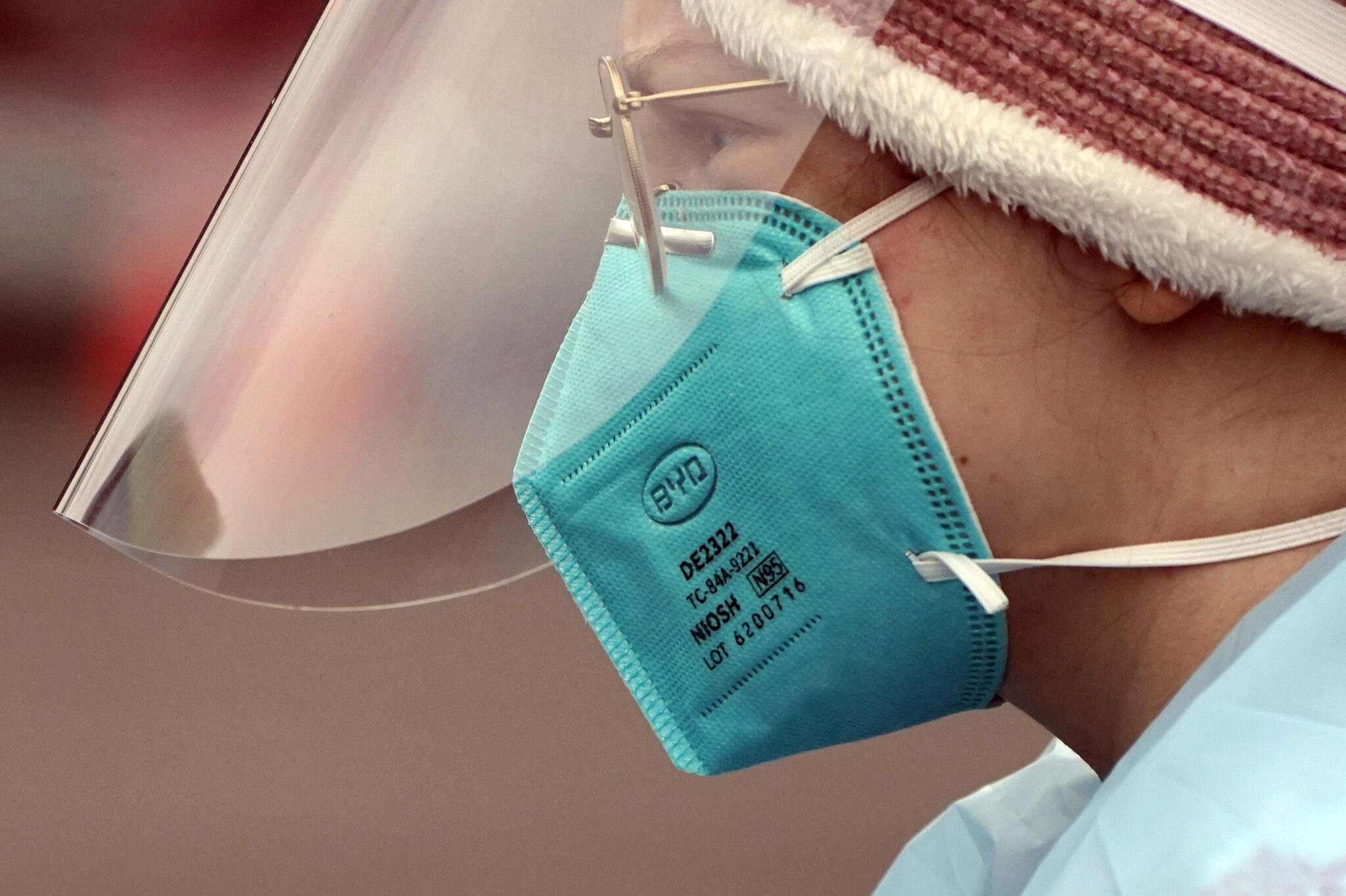 Free N95 masks are arriving at pharmacies and grocery stores. Here’s ...