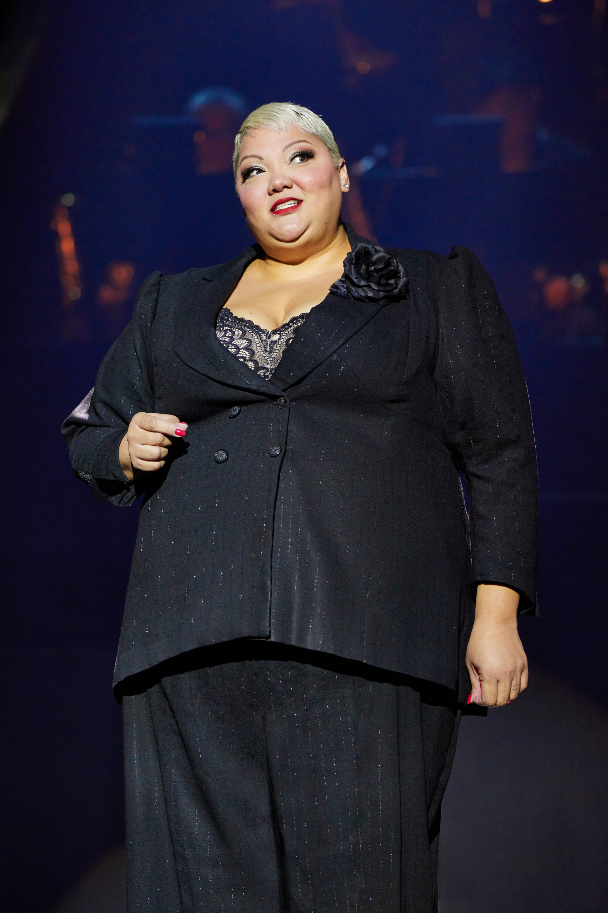 Christina Wells Brings the Razzle Dazzle to Chicago the Musical ...