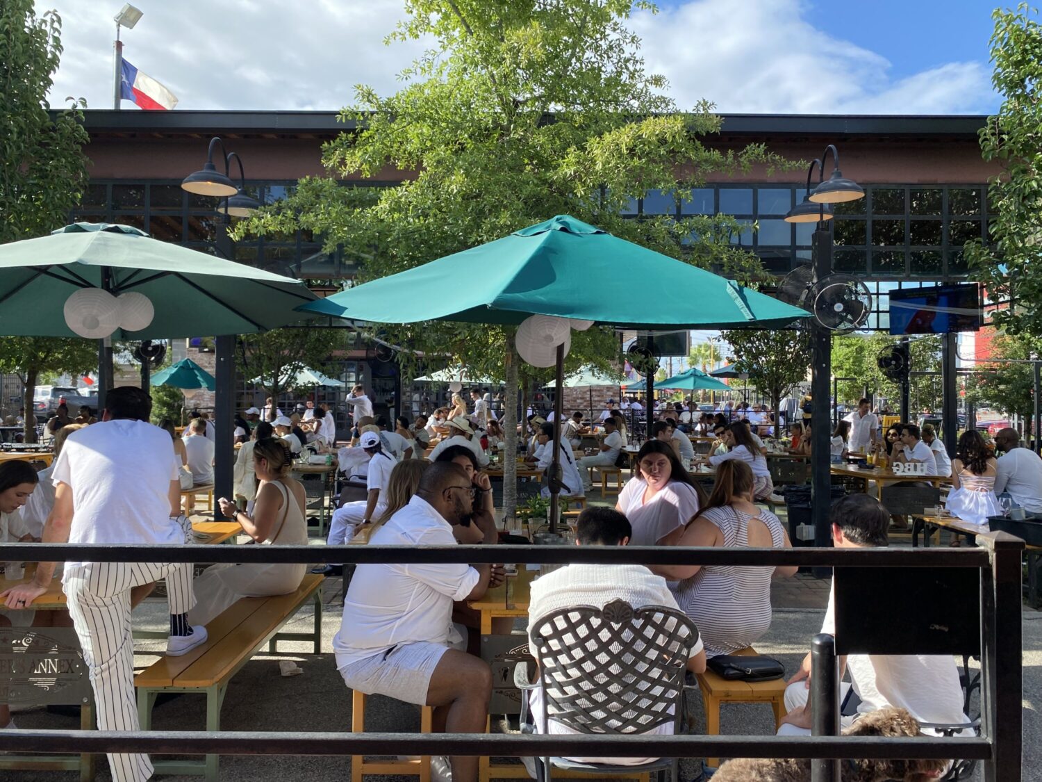 White Linen Night 2023: Here’s where to celebrate in Houston’s Heights ...