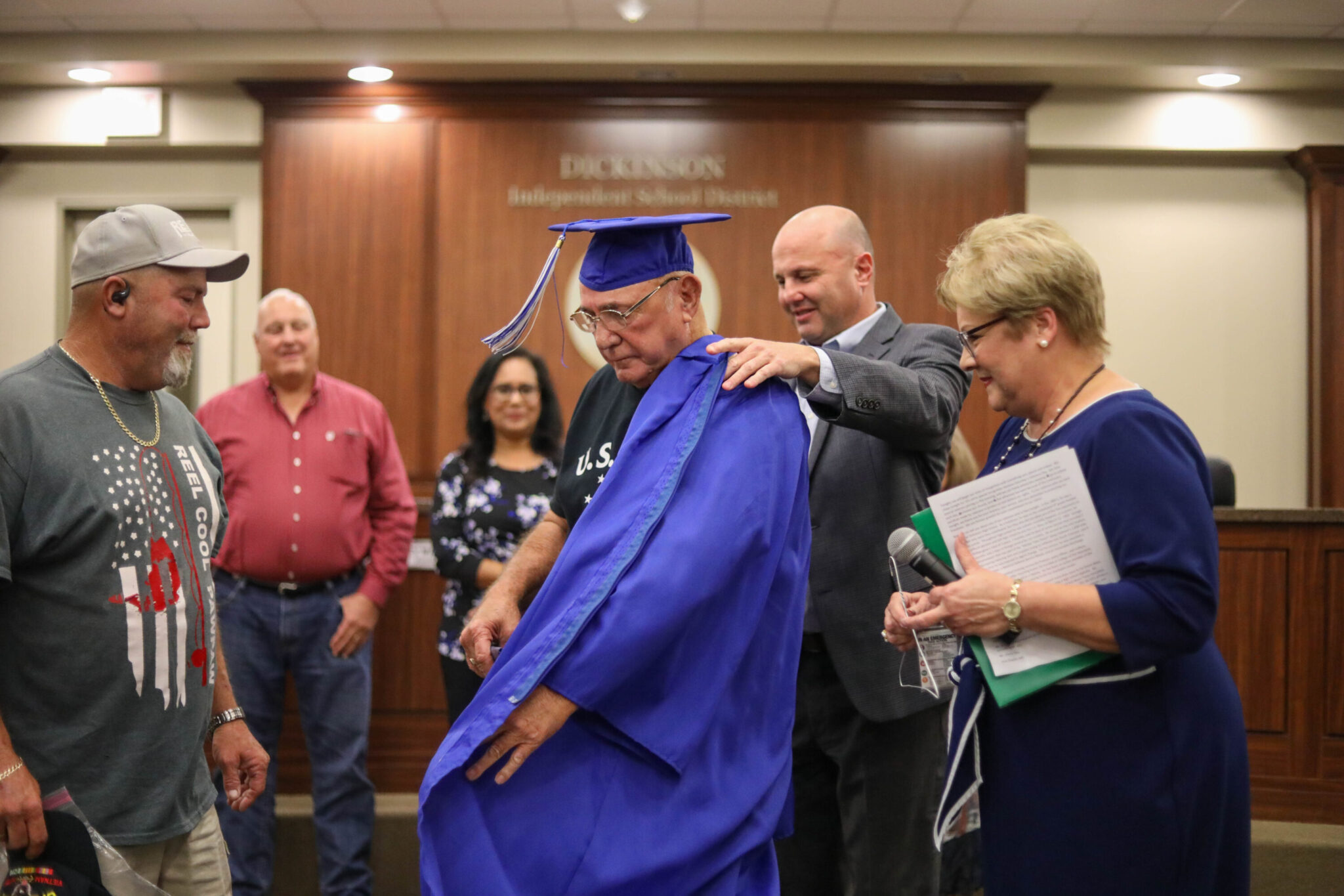 77-year-old Houston-area veteran receives high school diploma – Houston ...