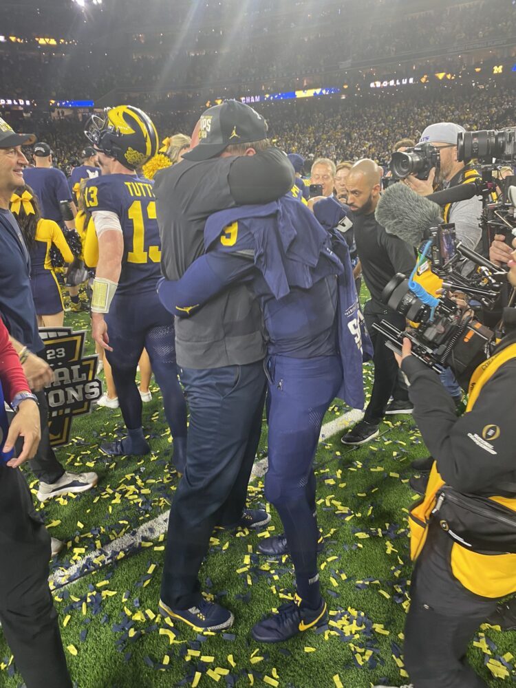Live coverage: Big fourth quarter powers Michigan to national title in ...