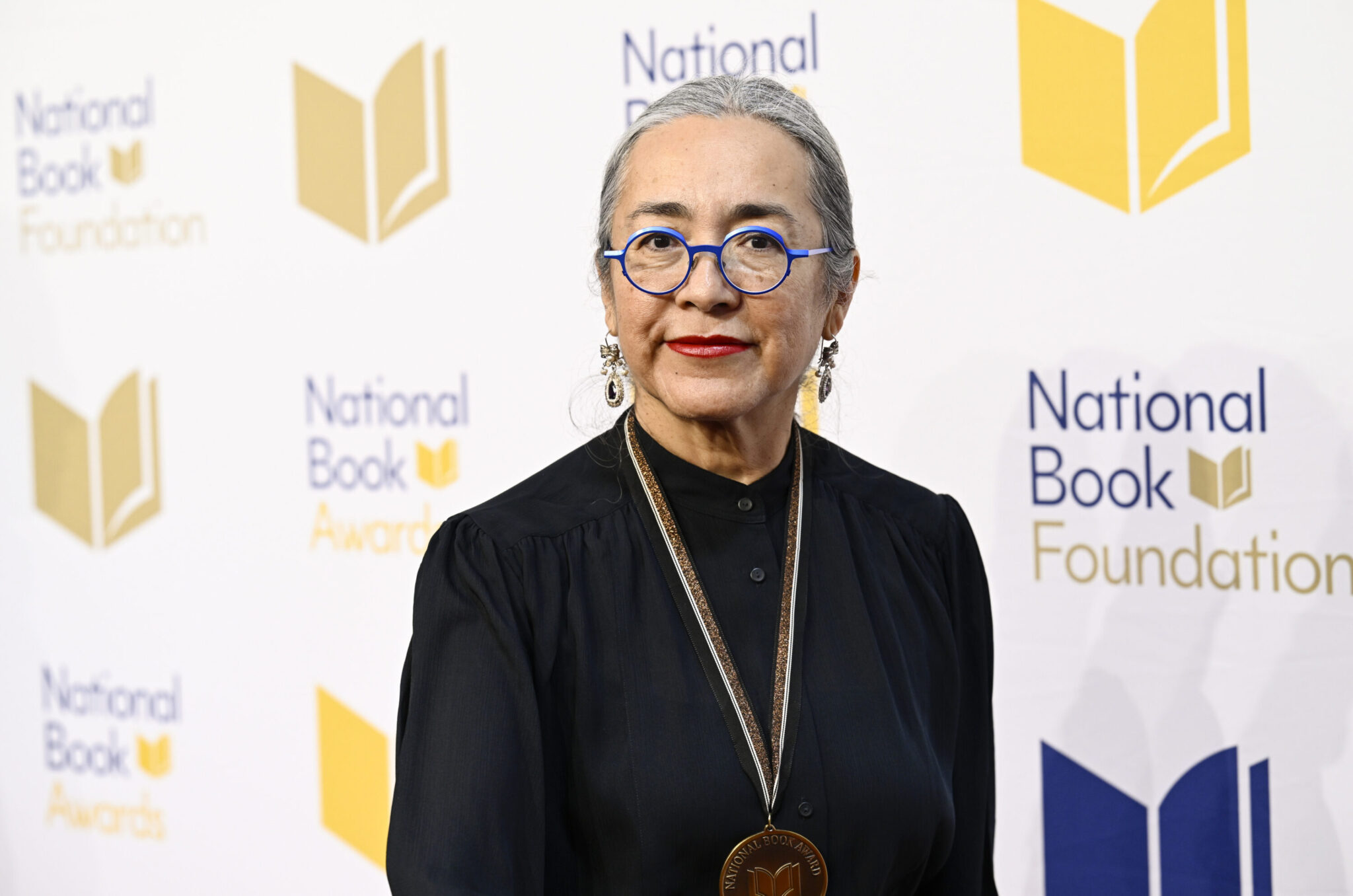 University of Houston professor wins 2024 Pulitzer Prize for memoir ...