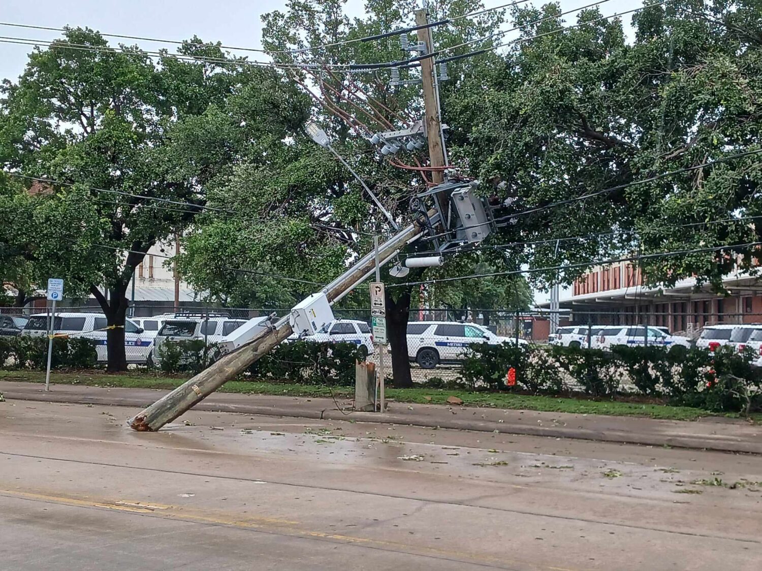 Houston-area residents share accounts of fast-developing severe storms ...