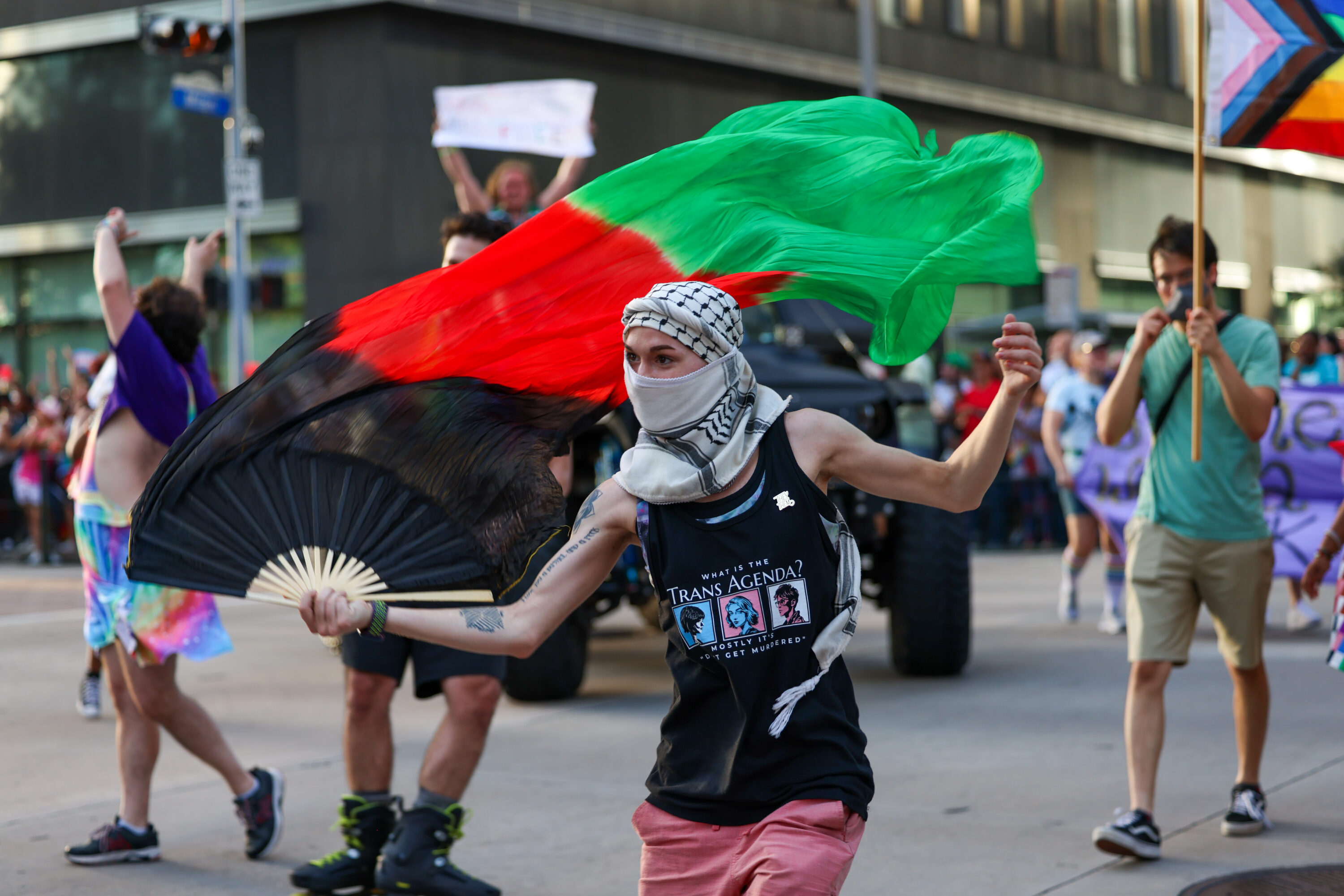 Photos: Houstonians celebrate Pride at 46th annual parade – Houston ...