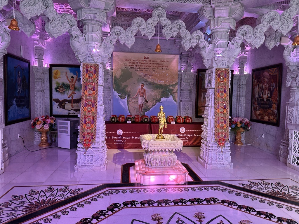 Hindu temple in Stafford celebrates new cultural center, 20th ...