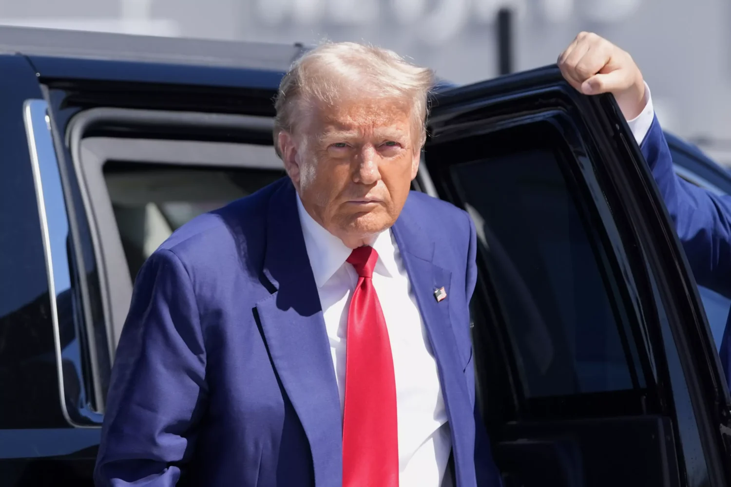 Trump is safe after shots fired in apparent ‘attempted assassination ...