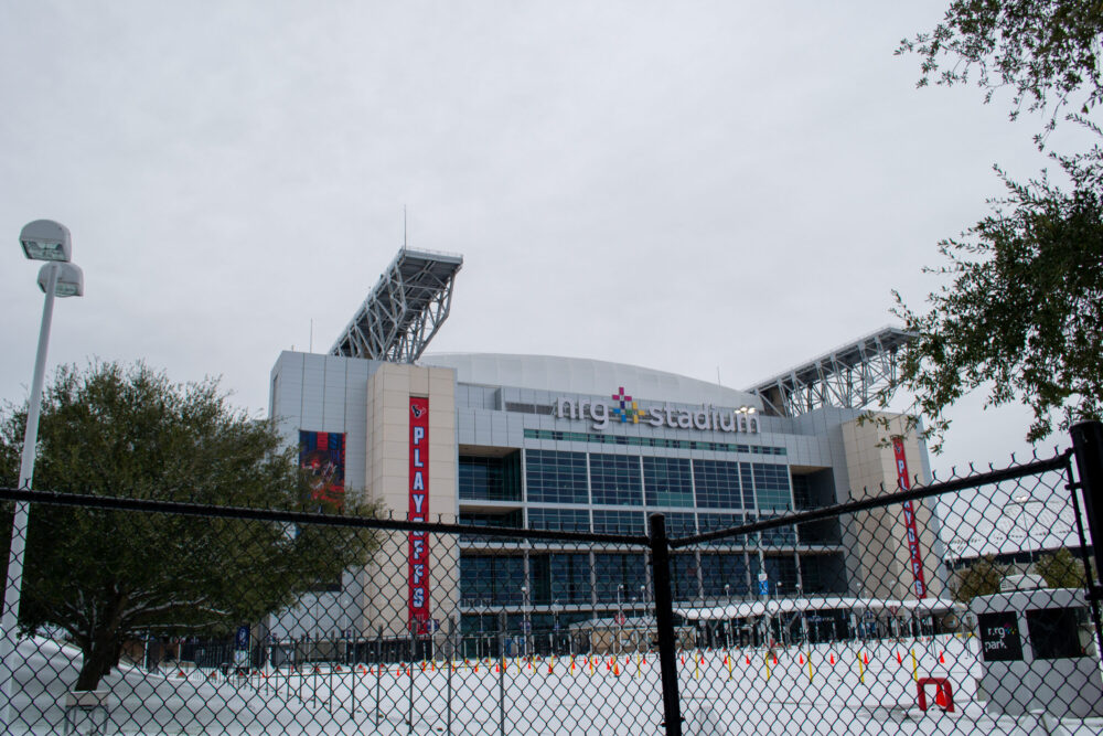 PHOTOS: Snow in Houston makes for rare sight – Houston Public Media