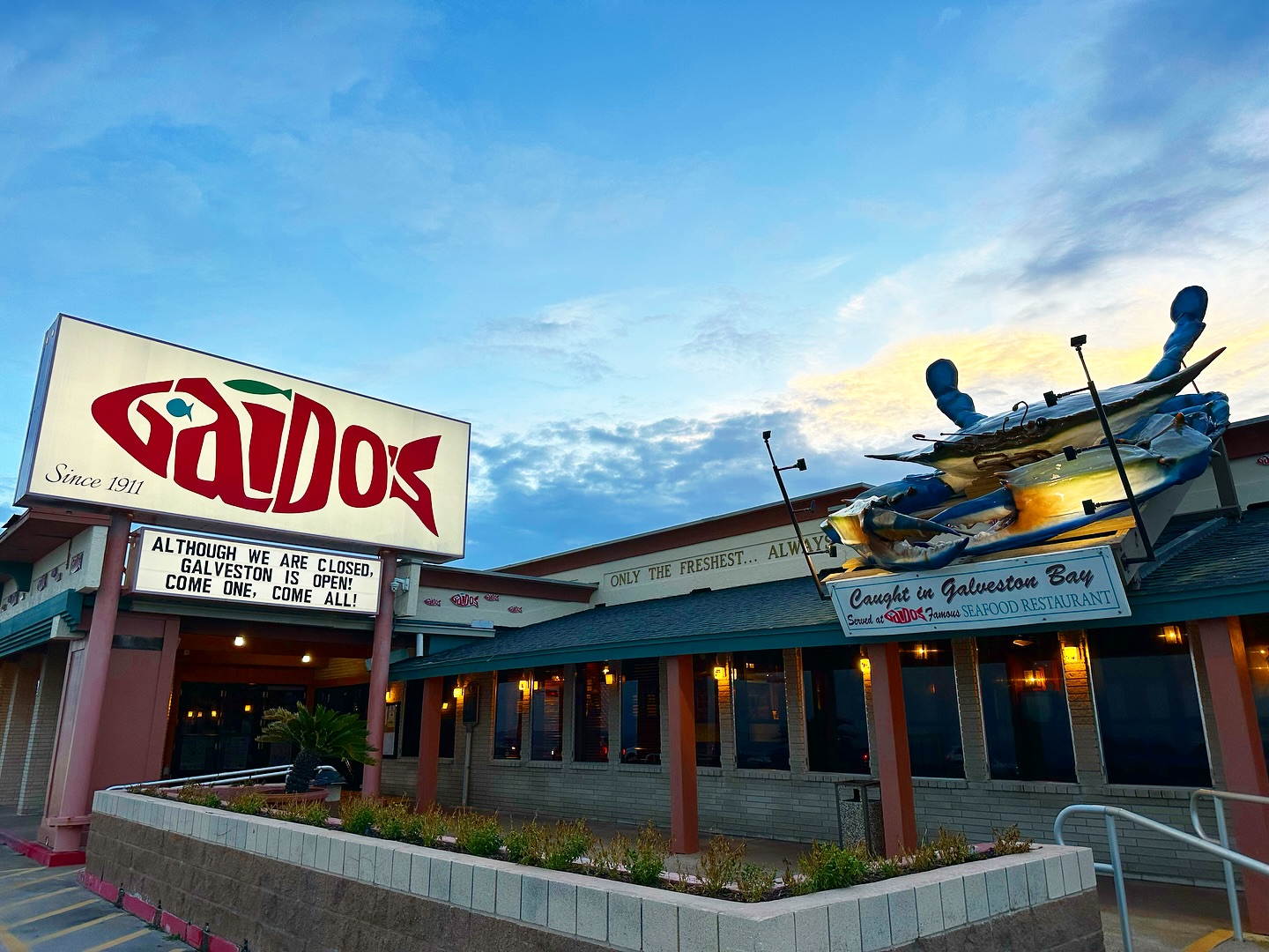 Gaido’s on Galveston seawall nets James Beard Award for quality ...
