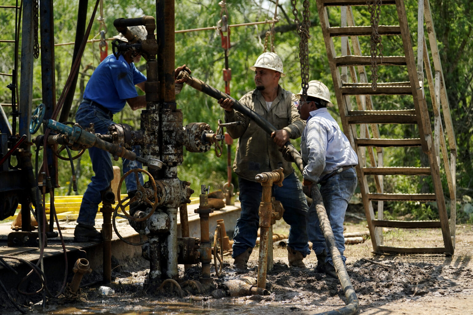 Texas House passes Senate bill to speed up plugging of orphaned oil and ...
