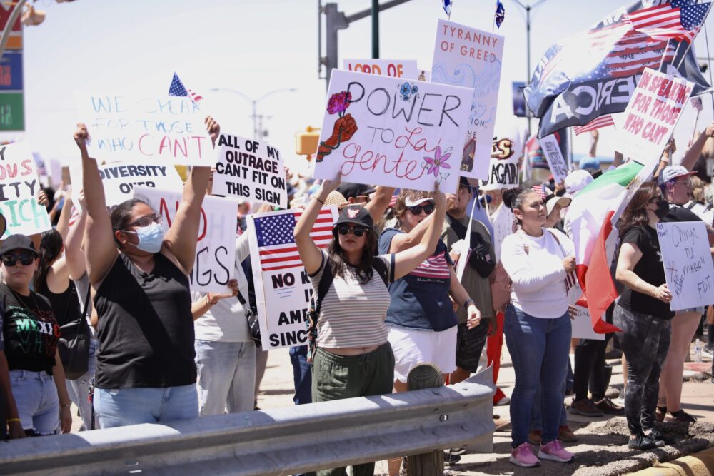 Texans rally statewide on ‘No Kings Day’ to oppose Trump policies ...