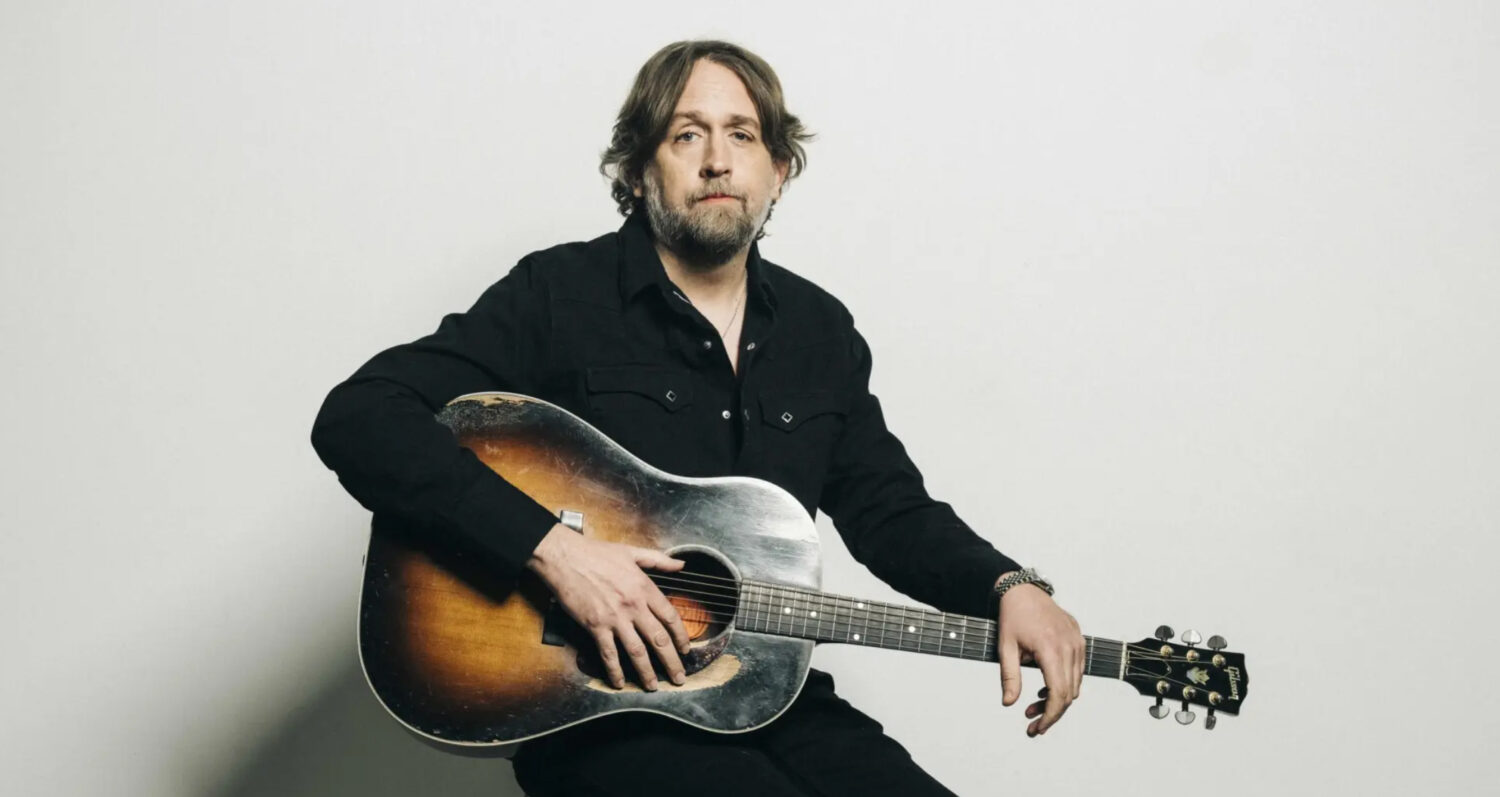 Hayes Carll is only human – Houston Public Media