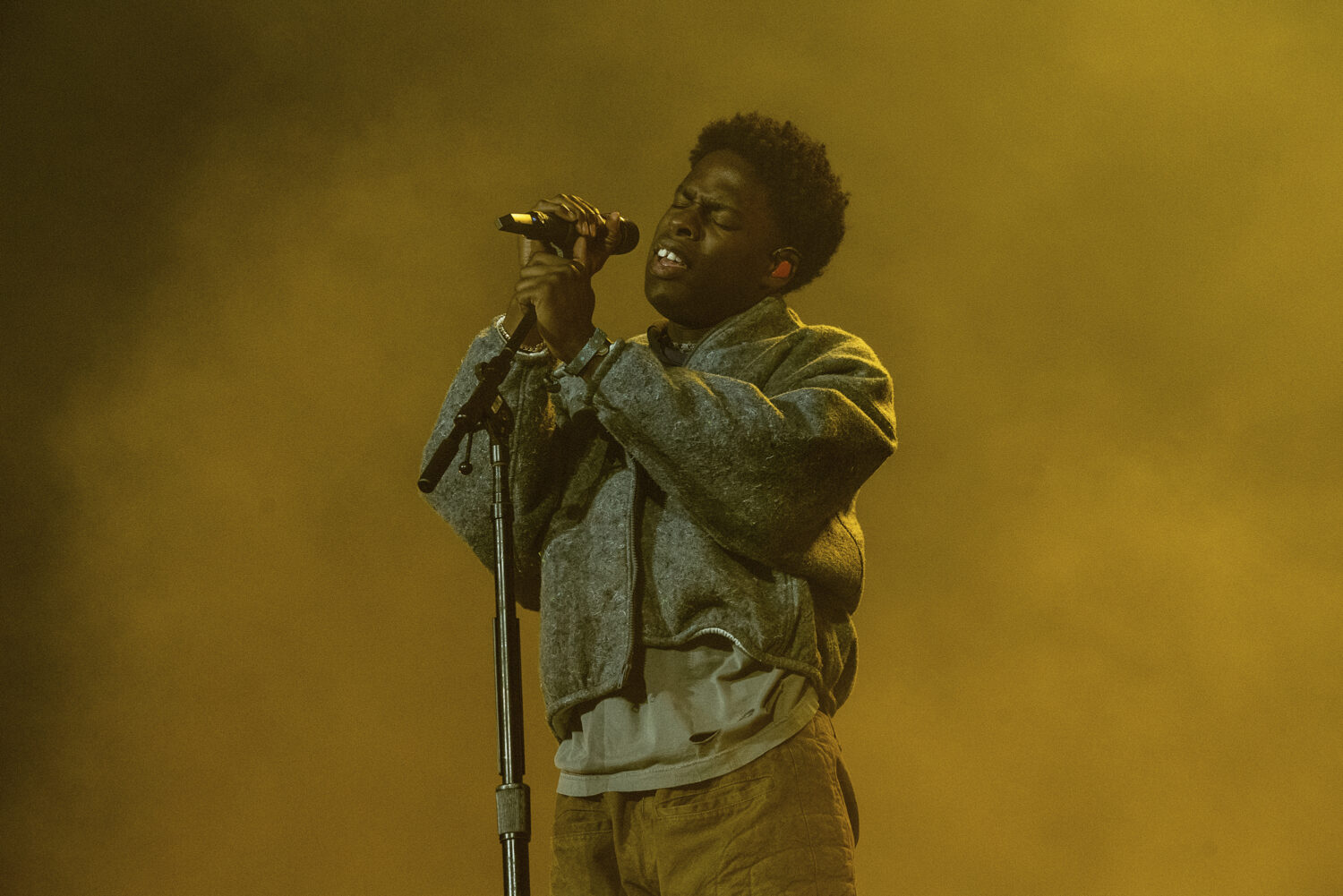 Daniel Caesar’s pop-up show in Houston drew 1,500 people before law ...