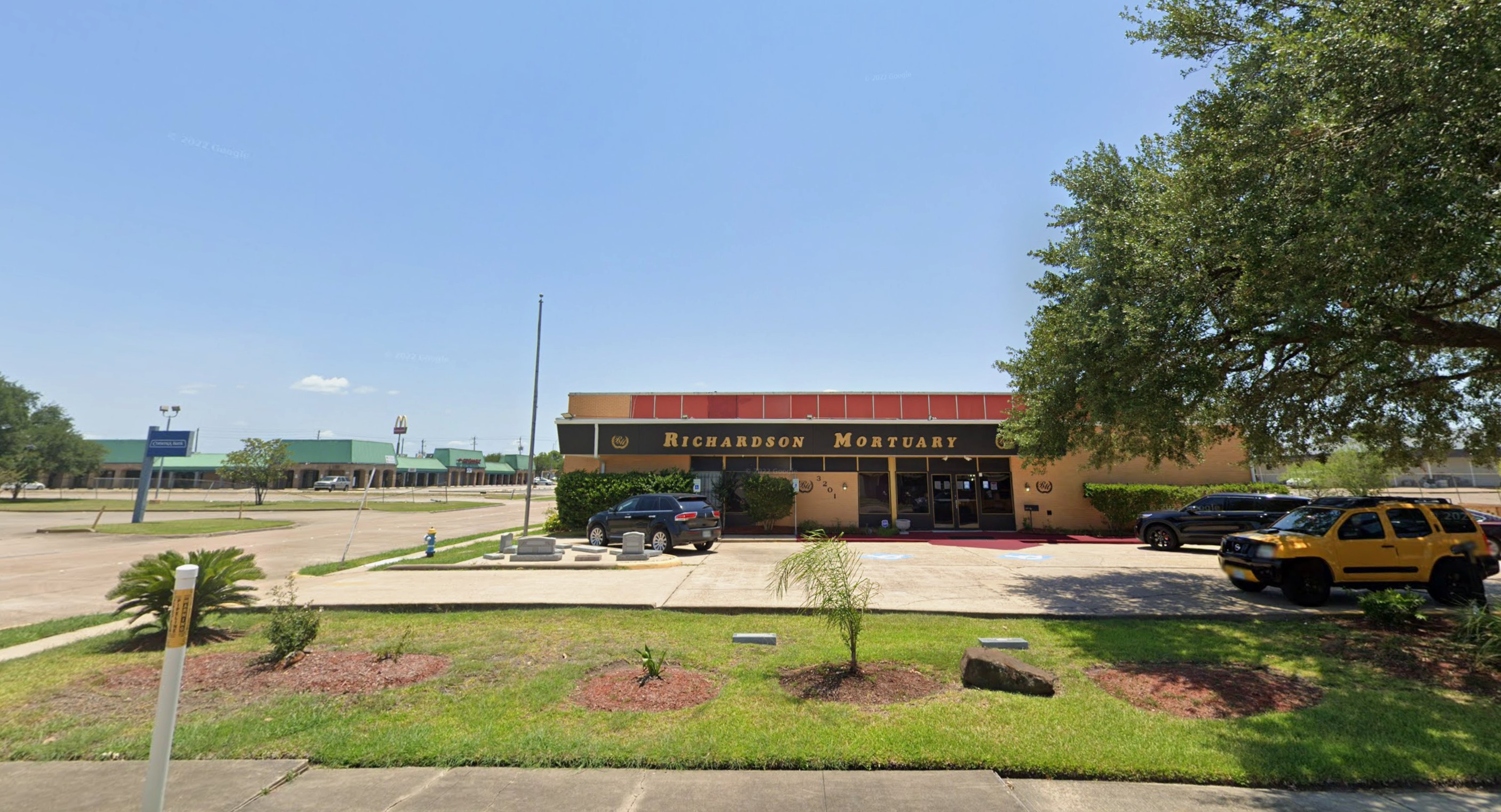 Houston mortuary owners charged with crimes after allegedly keeping ...