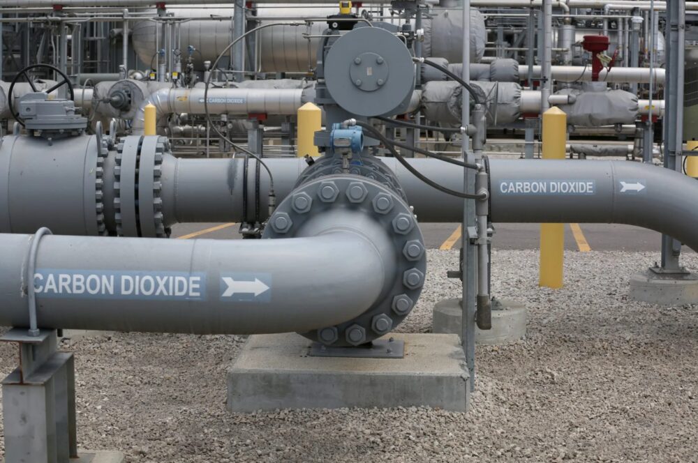 Texas oil and gas regulators win new power to approve projects that ...