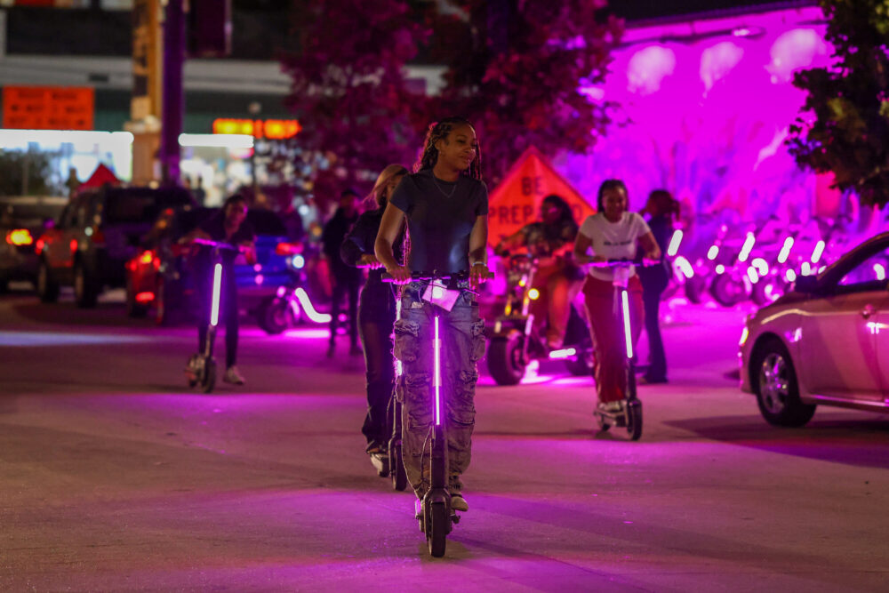 Houston City Council to consider curfew for electric scooters – Houston ...