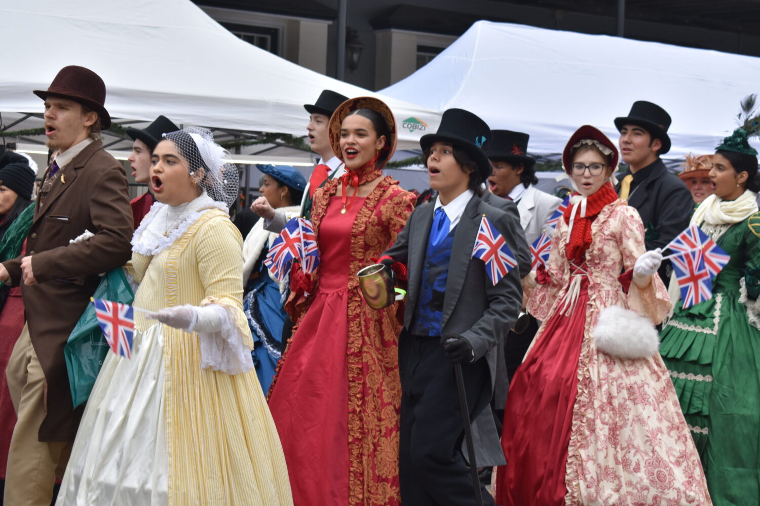 PHOTOS: More than 30,000 pay homage to Victorian era at Galveston’s ...