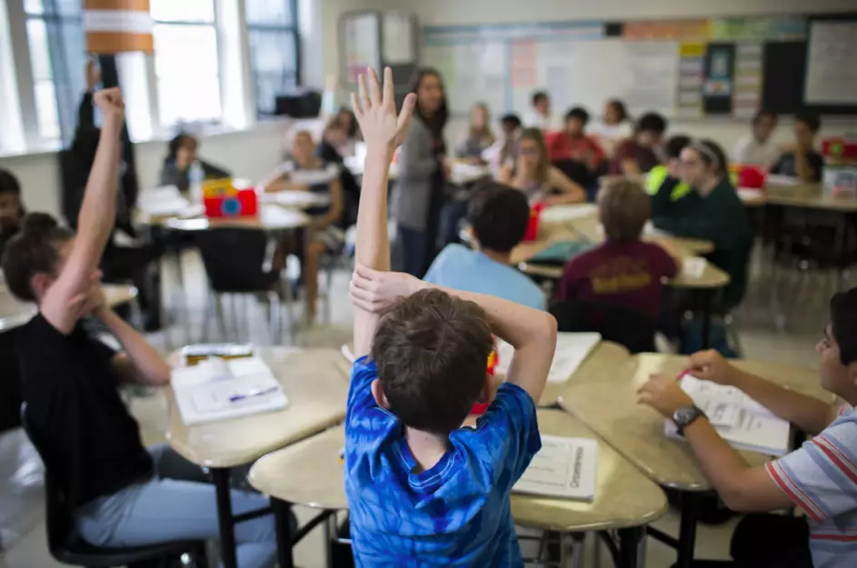 Texas set to open applications for new $1B school voucher program ...