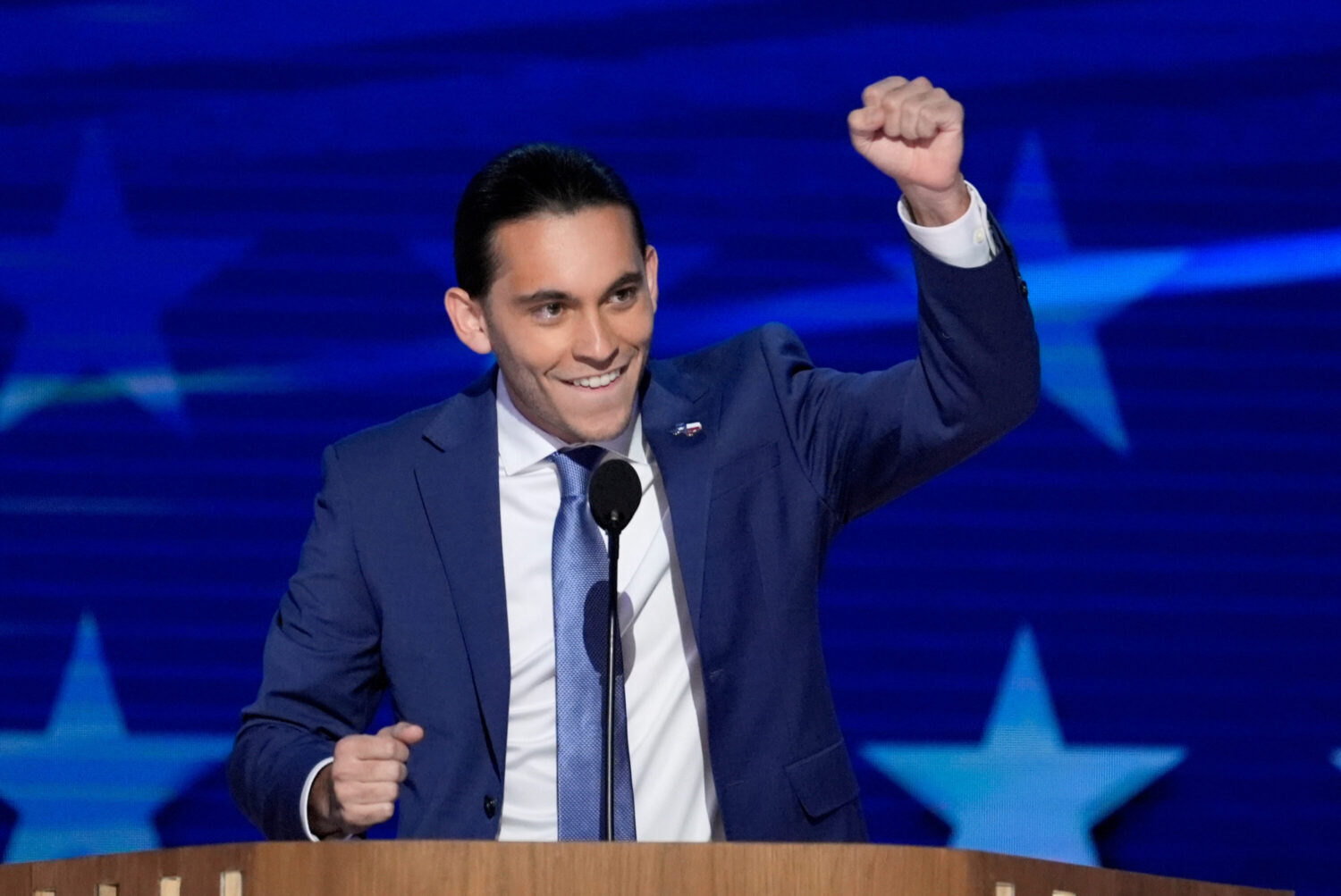 Democrats recruit popular Houston content creators in new strategy to ...