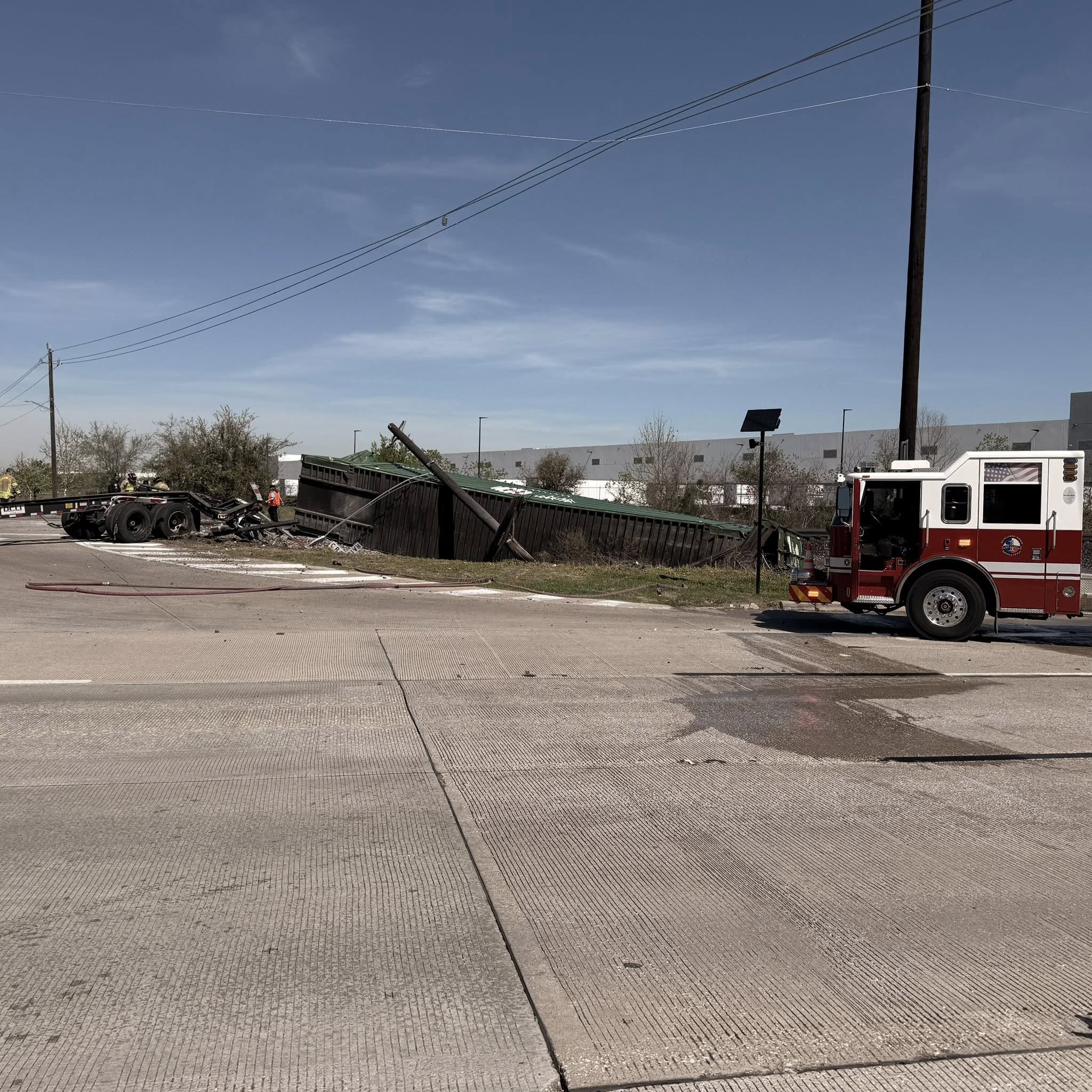 Amtrak train crash causes traffic delays near Missouri City, over 100 ...