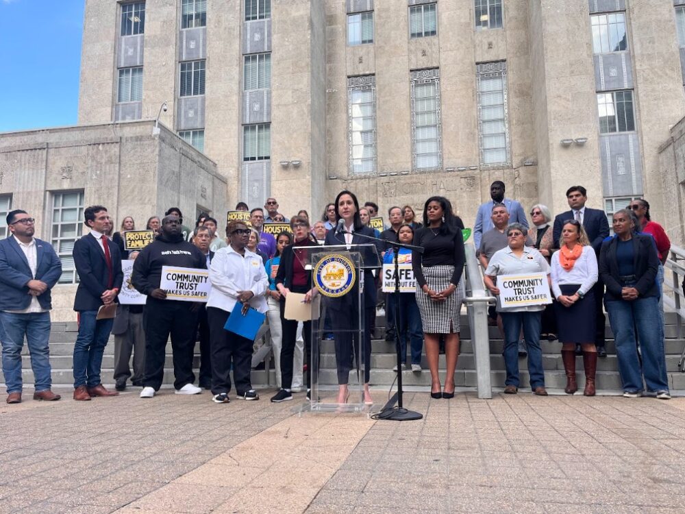 Proposal about HPD-ICE coordination faces hurdle after Houston’s legal ...