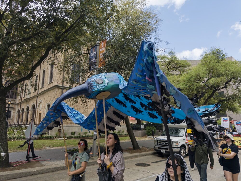 After 40 days on picket line, union workers at Hilton Americas-Houston ...