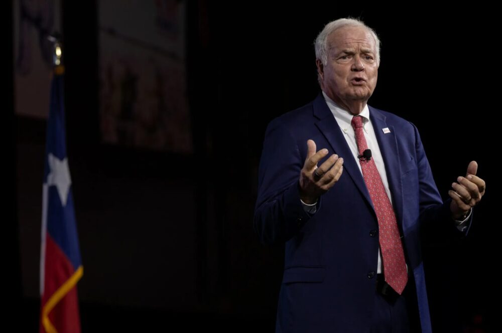 Texas oil and gas regulator Wayne Christian peddles oil-backed crypto ...