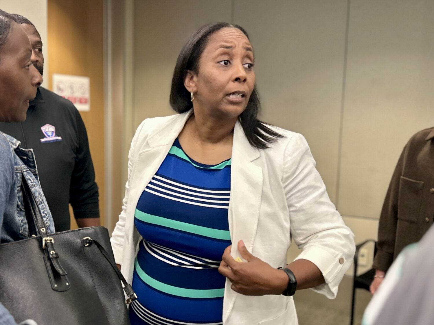 Teachers union president files civil rights lawsuit against Houston ISD ...