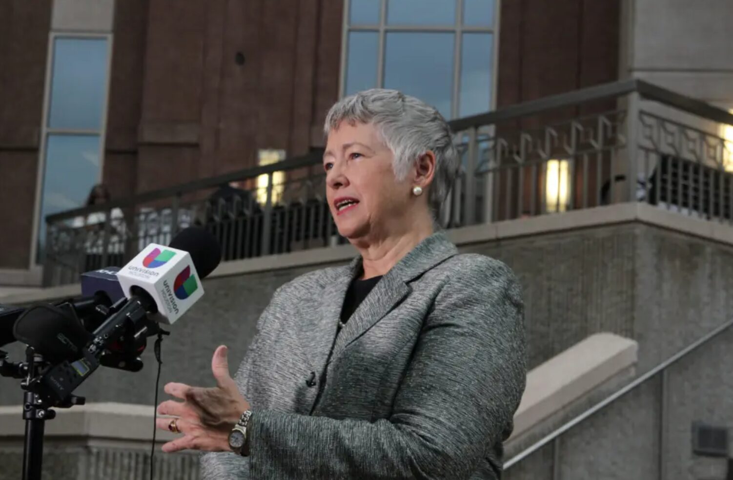 Harris County Judge Primaries: Plummer leads Parker by slim margin ...
