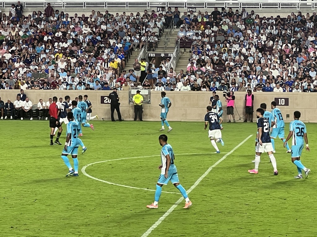 More than 91,000 fans attended Argentina-Honduras soccer match at Texas ...