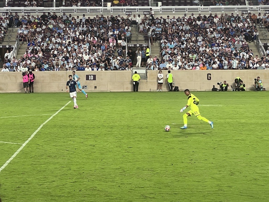 More than 91,000 fans attended Argentina-Honduras soccer match at Texas ...